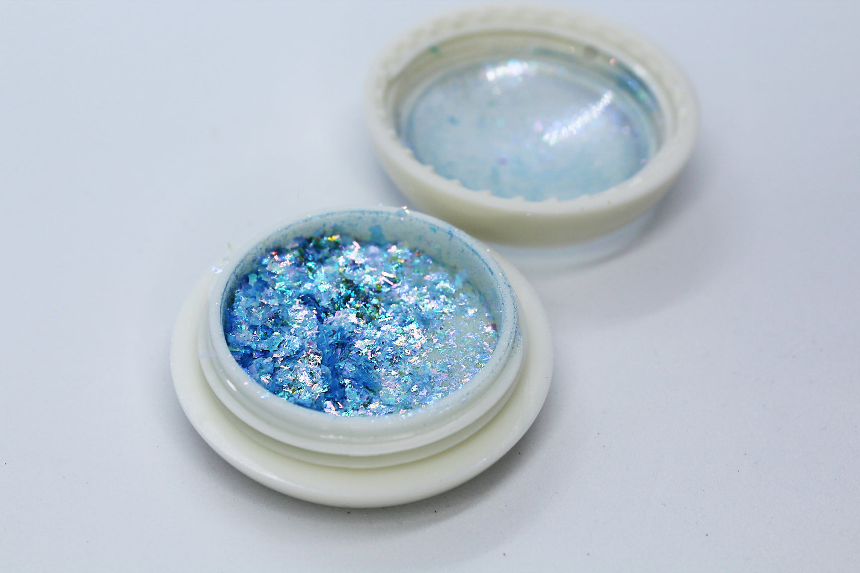 Opal flakes nail art, 5 options – Nails tbc supplies